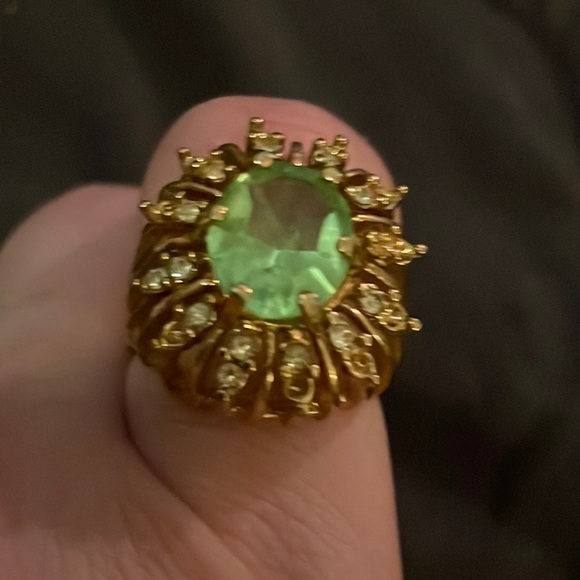 jewelry-vintage-18kt-hge-ring-size-7-poshmark